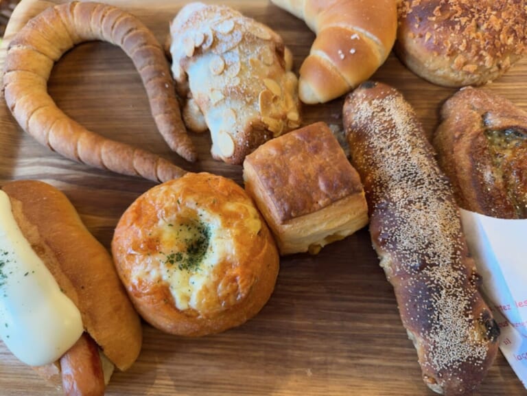 【佐倉市】ユーカリが丘駅から徒歩0分の美味しいパン屋さん「Bakery＆Cafe TSUMUGI」でモーニングをいただきました！ | 号外NET 佐倉市・四街道市・八街市